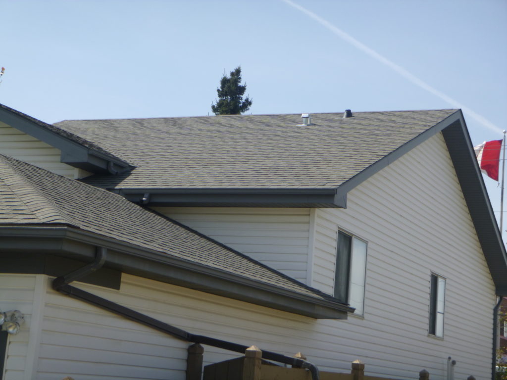 Roofing RBM | Experts in shingle, cedar & metal roofing