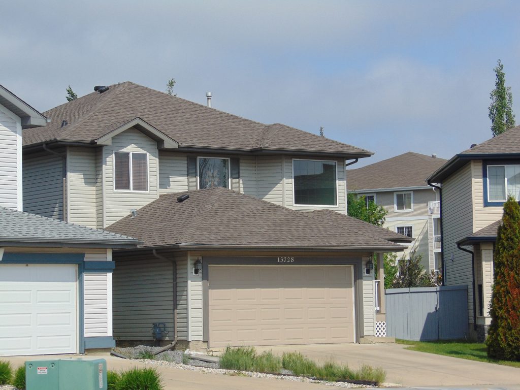 Roofing RBM | Experts in shingle, cedar & metal roofing